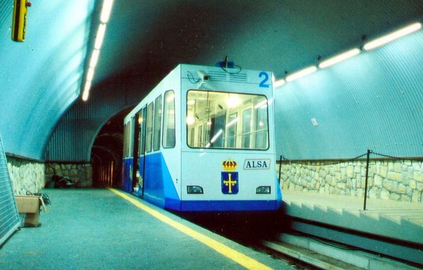 Funicular de Bulnes, la mejor opción para disfrutar de uno de los ...
